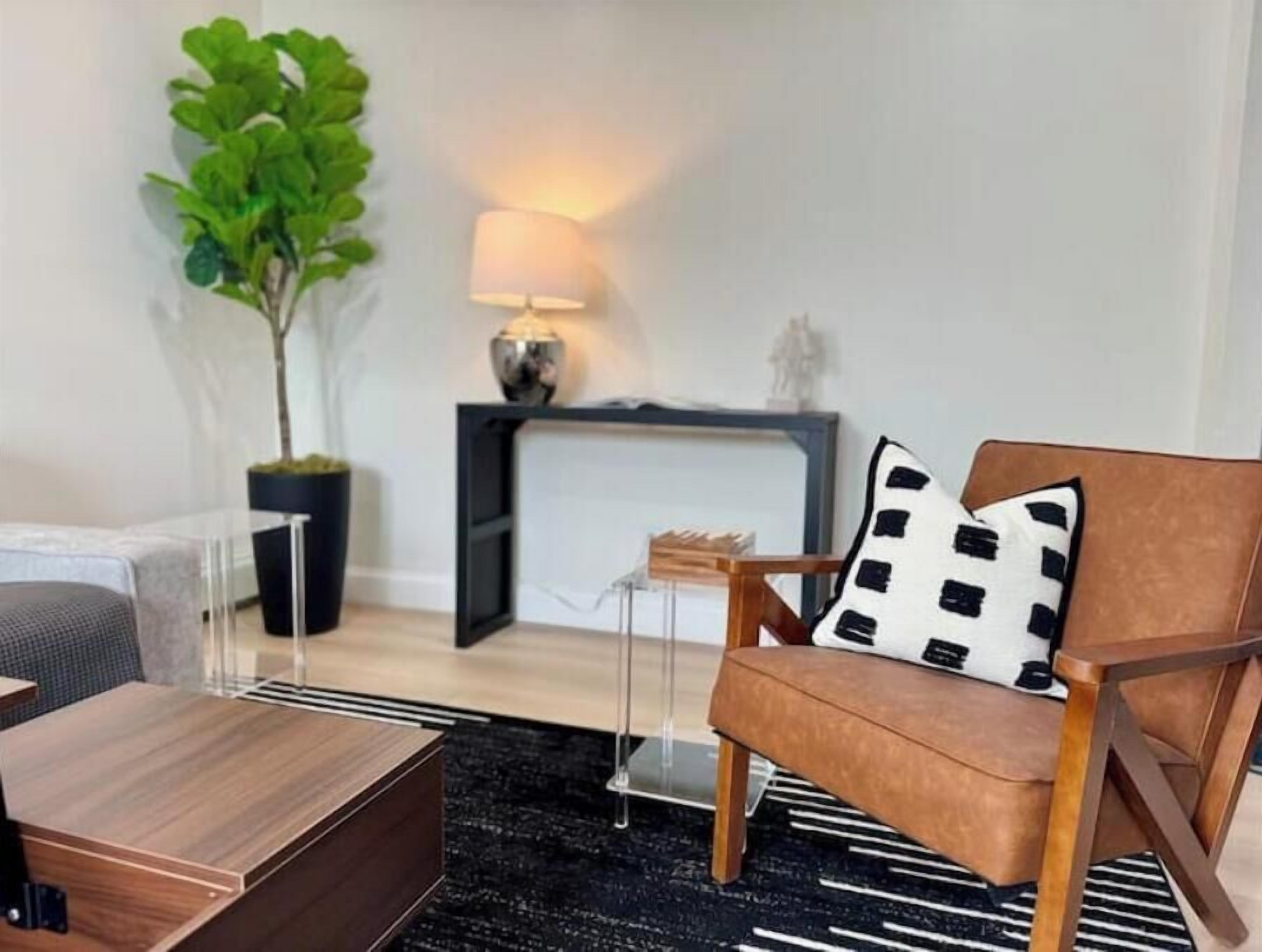 Charming/wi-fi/free Parking/family-pet Friendly/ny - Massapequa, NY