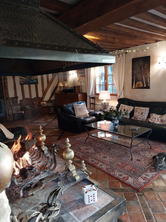 Grande Maison Normande Avec Piscine Chauffée à 20mn Des Plages. Animaux Acceptés - ibis budget Lisieux