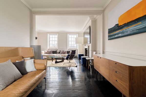 CHELSEA ON THE THAMES Reviews, Deals & Photos 2026 - Expedia