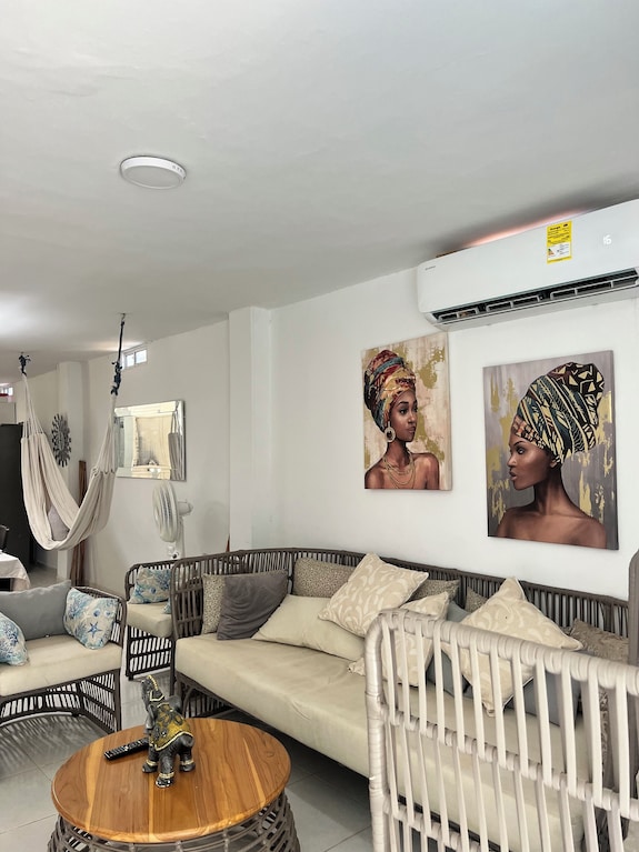 Casa Costera De Ensueño A Pocos Metros Del Mar, Piscina Privada. - Cartagena, Colombia