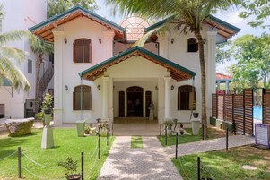 Fachada da propriedade