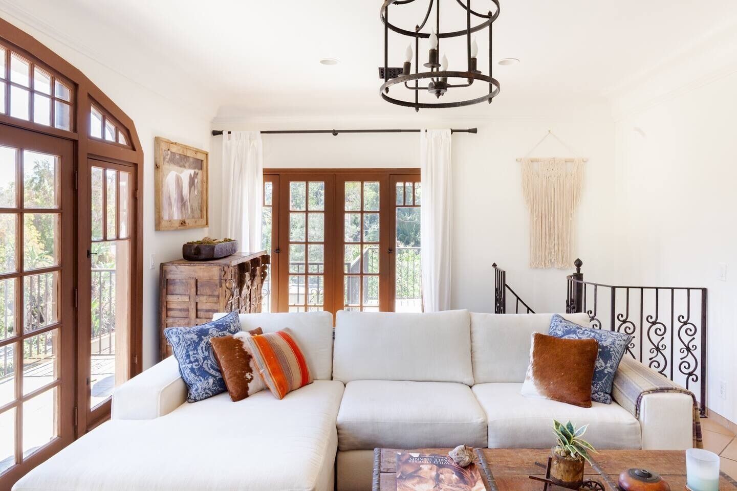 Hollywood Hills Designer Villa/duplex With Authentic Charm - Hollywood, CA