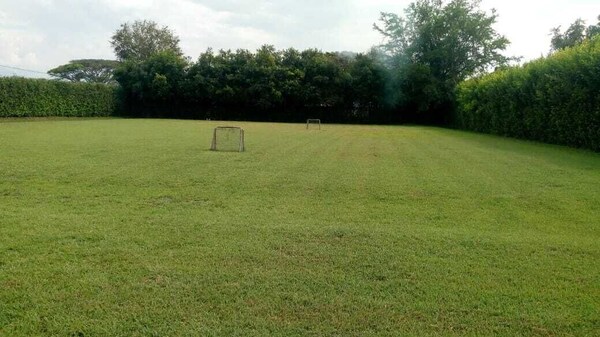 Hotel Campestre Seven House - Ginebra