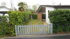 Villa, 2 quartos, varanda, vista para o jardim | Exterior