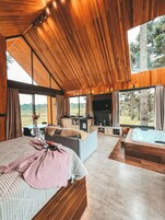 Cabana luxo, aceita animais de estimação, vista para a montanha | Frigobar, individualmente decorados, individualmente mobiliados