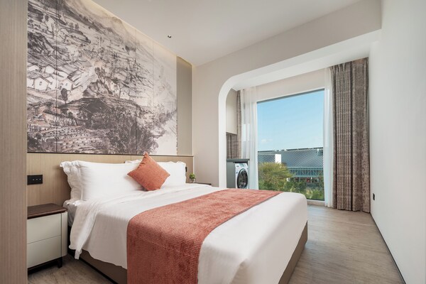 Sanya Yalong Bay No.99 Resort Hotel - Sanya