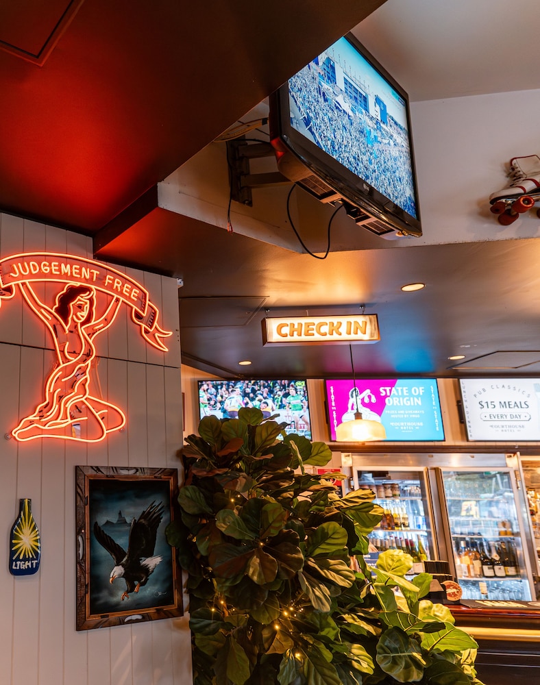 Courthouse Hotel - Moore Park