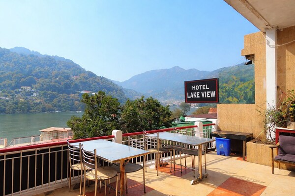 Hotel Lake View Mall Road Near Lake - Nainital