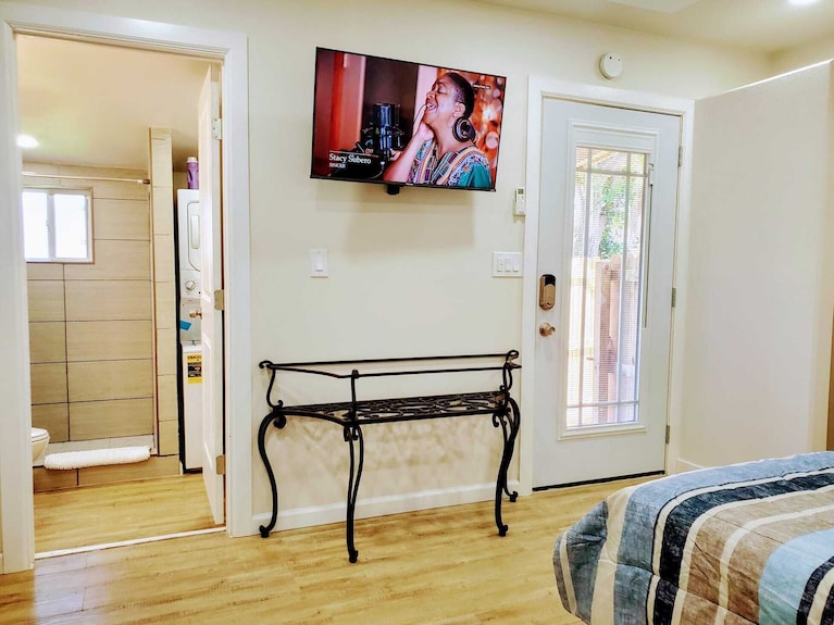 The Studio On Polk - Cozy Downtown Studio! - Brownsville, TX