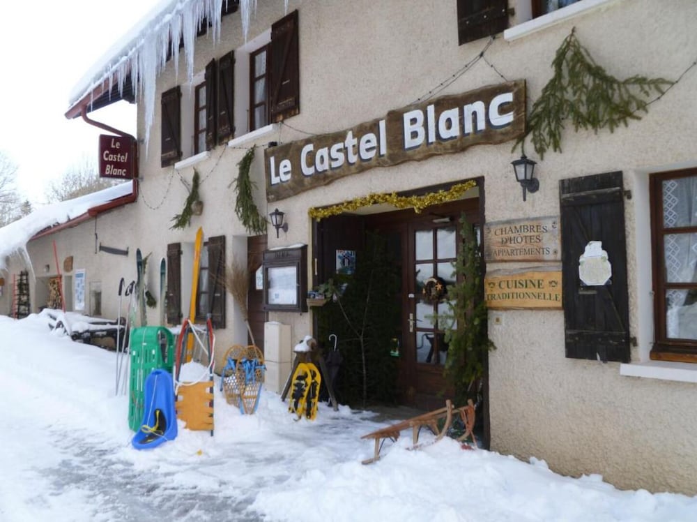Le Castel Blanc - Doubs