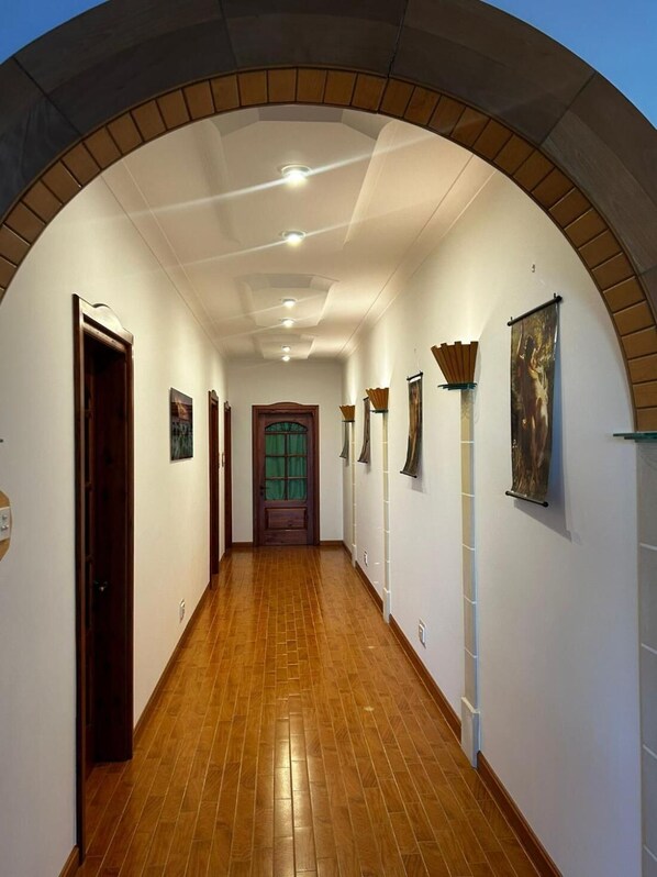 Apartamento, 3 quartos, vista para o oceano | Parte interna