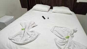 Quarto Duplo Premium | Wi-fi grátis, roupa de cama fornecida