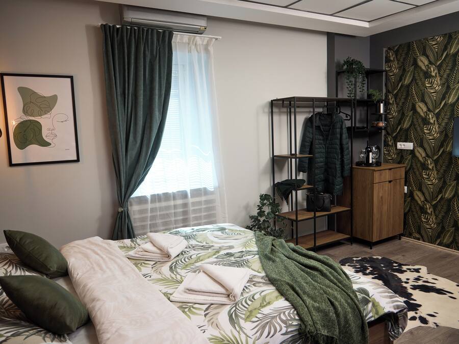 Espaço de trabalho para notebook, cortinas blackout