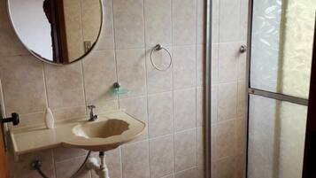 Suite Básica | Casa de banho