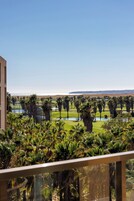 Apartamento, 4 quartos | Vista para a praia ou o mar