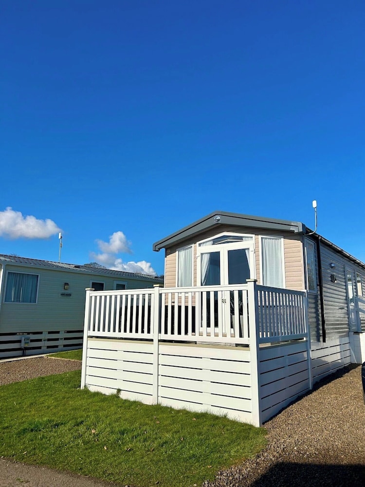 2 Bed-sleeps 6-patio-parking-pet Friendly - Coldingham