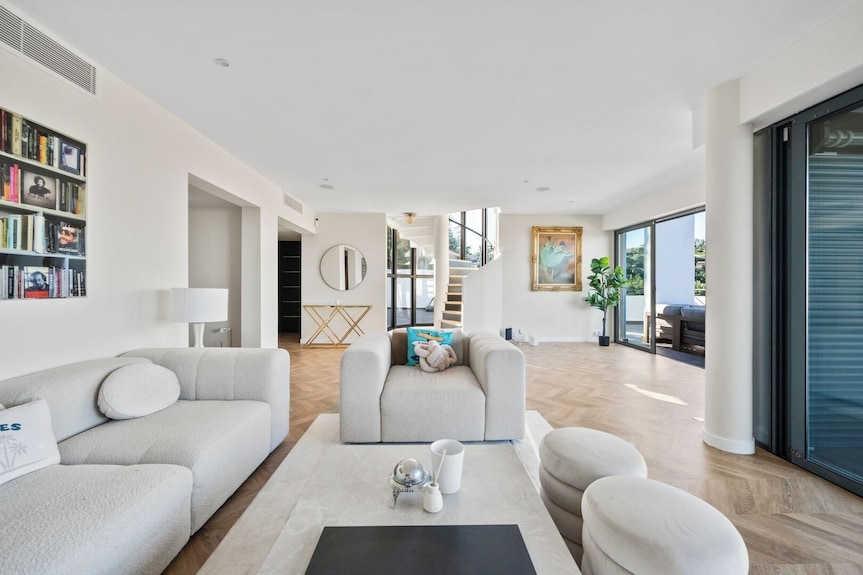 Villa Bleu Cannes - 6 Bedroom Villa - Antibes