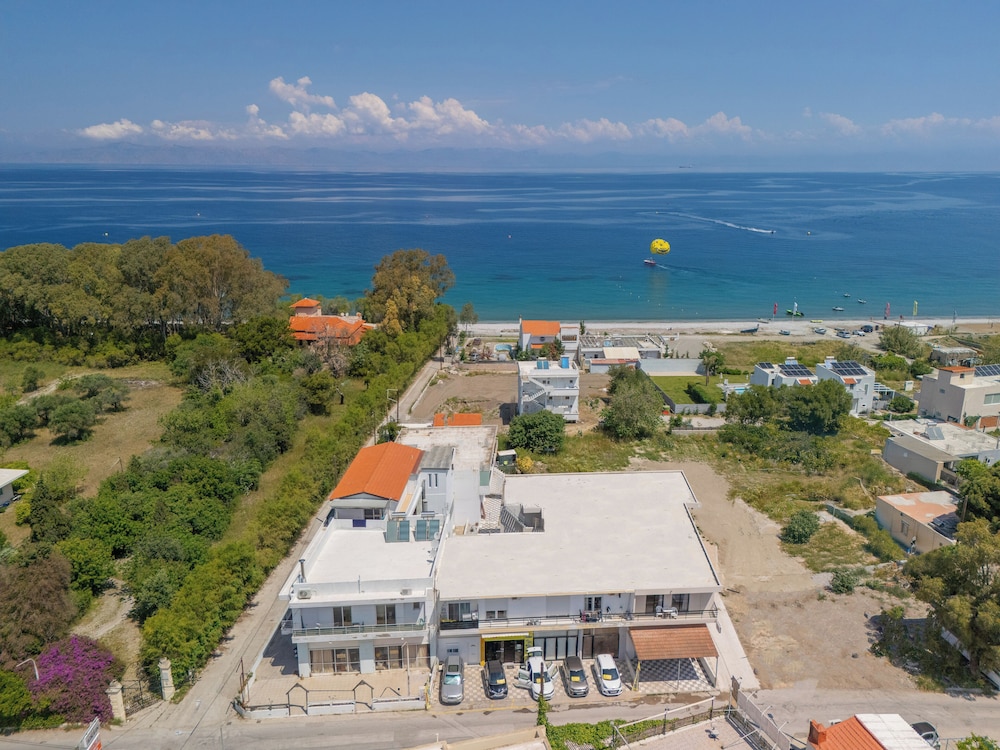 Blue Wave Suites - Ixia - Rhodes, Greece