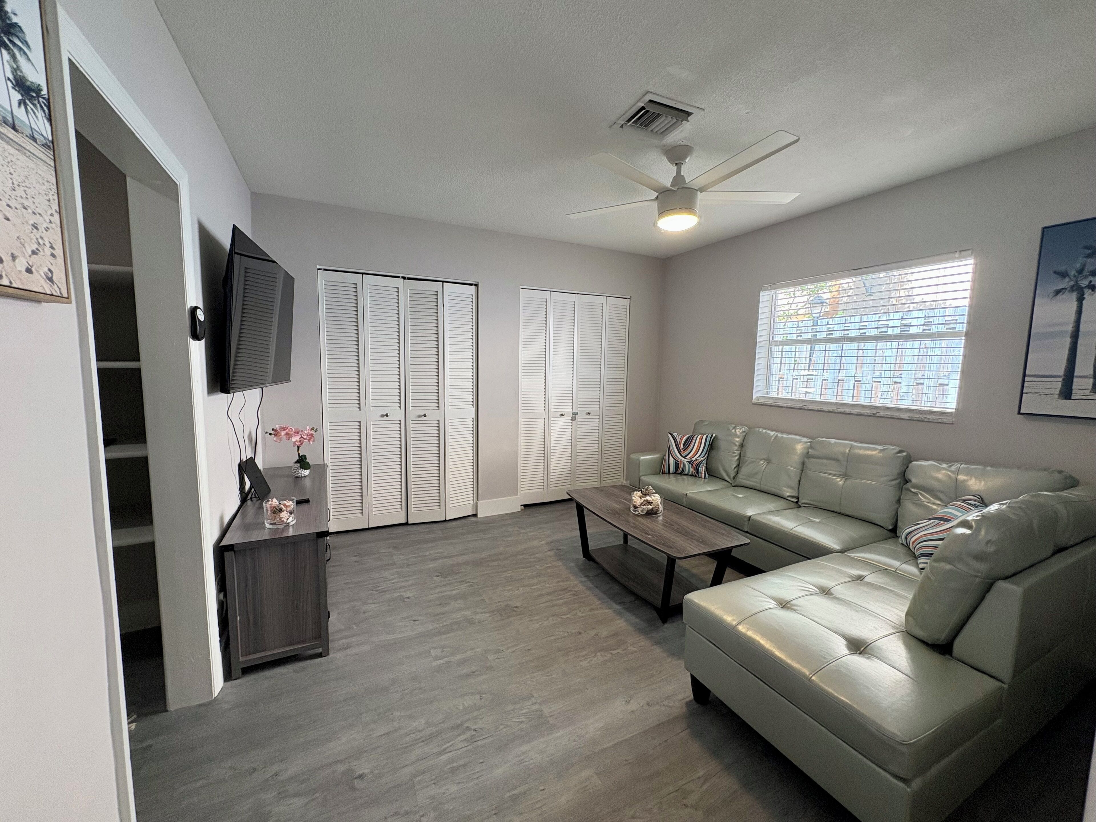 Cozy 1-bed Apt In Fabulous Pompano Beach Across From The Beach, Ac, Wifi, Pets - Broward County, FL