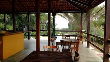 Villa | Refeições ao ar livre
