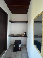 Quarto clássico | Wi-Fi de cortesia, roupa de cama