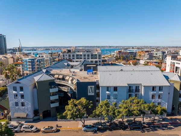 Little Italy Inn - Limited Service Apart Hotel - San Diego, CA