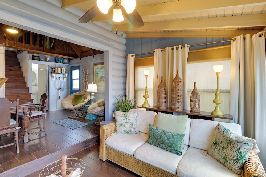 Fish On-site: Okeechobee Cabin W/ Pool Access - Lake Okeechobee, FL