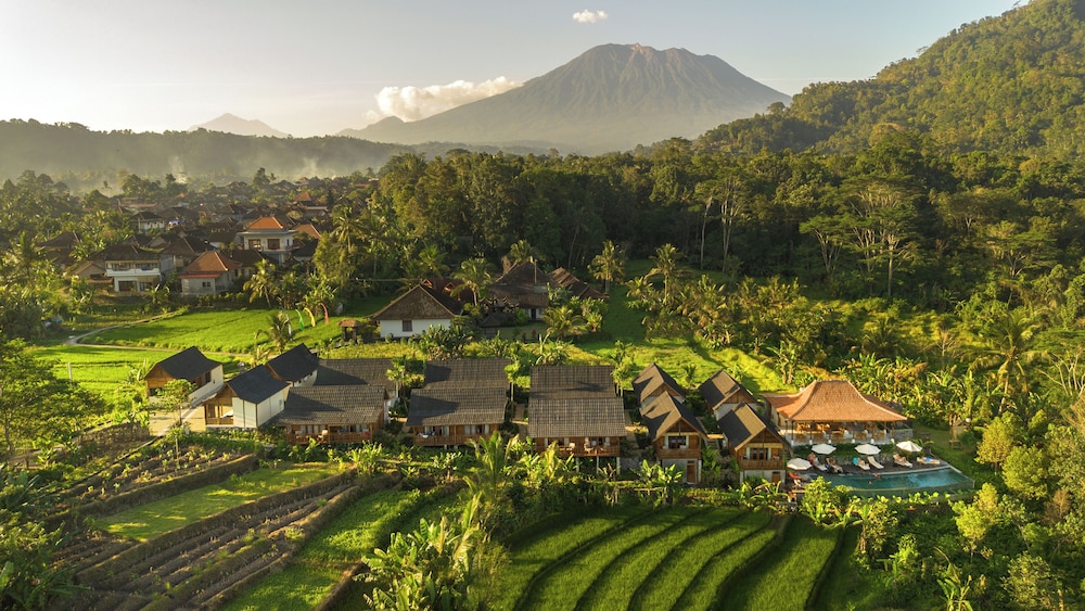 Devani Resort Sidemen - Sidemen