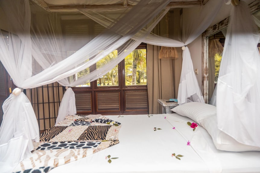 Luxury 4-bedroom Villa With Private Pool - Mombasa