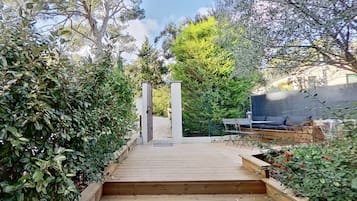 Quarto Clássico com Cama de Casal, pátio | Terraço/pátio interior