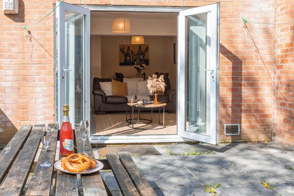 Casa | Refeições ao ar livre