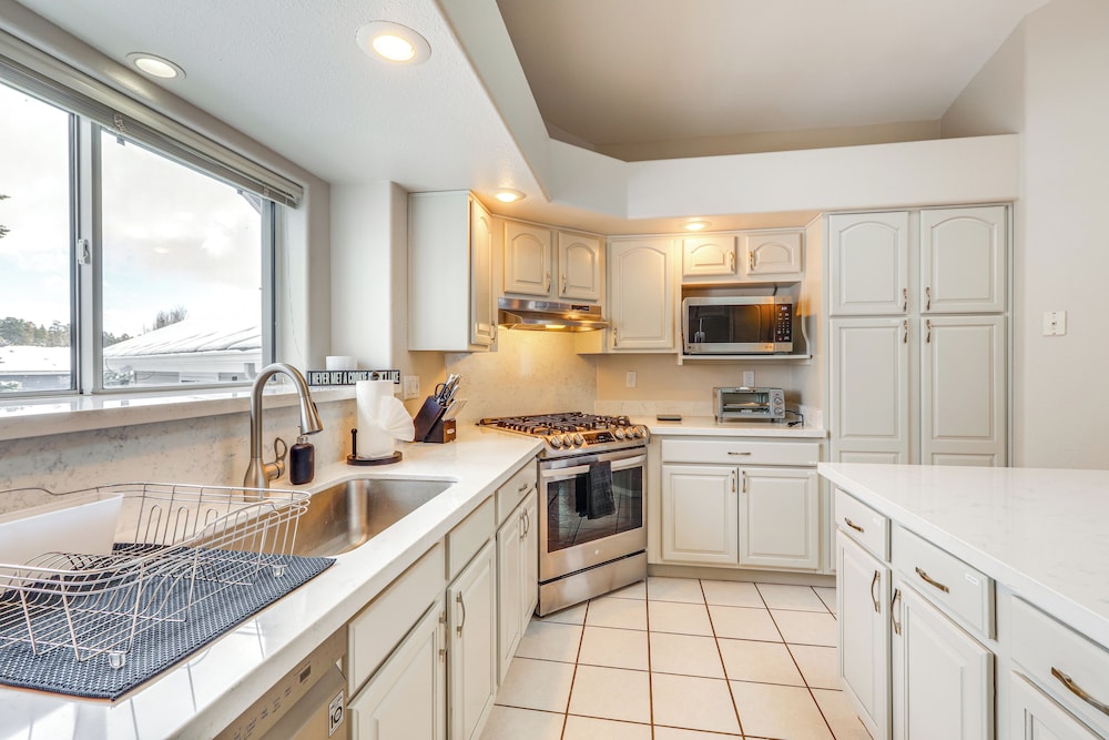 Near Hiking & Golf: Peaceful Home In Flagstaff! - Flagstaff