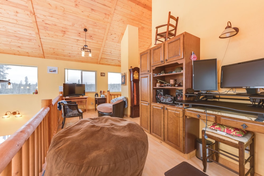 5 Mi To Kasilof River: Forest-view Retreat W/ Deck - Alaska