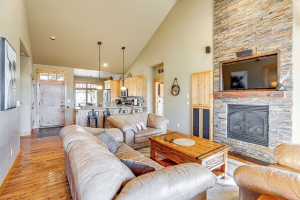 Mountain-view Cabin Near Trails In Powell Butte! - Prineville, OR
