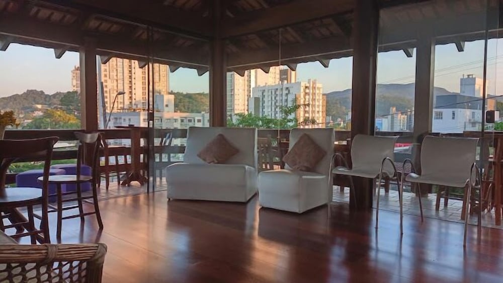 Blu Hostel - Blumenau