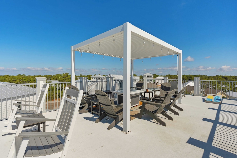 Gulf-view Retreat W/ Rooftop Deck + Private Pool Villa Anesi By Avantstay - Santa Rosa Beach, FL