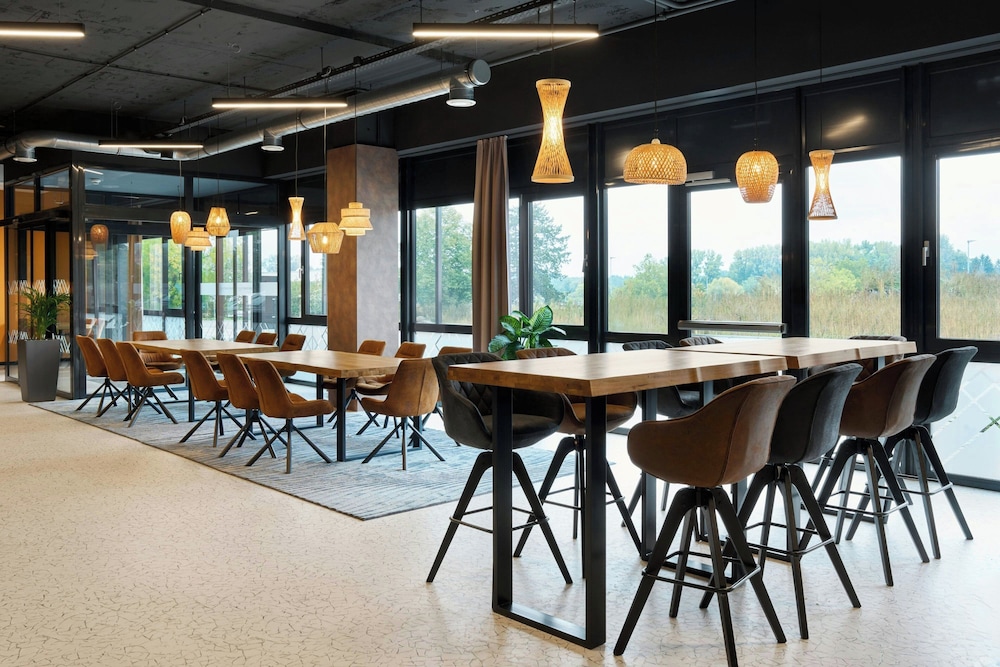 Four Points Flex By Sheraton ÖStringen - Bad Schönborn