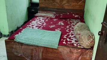 Quarto Duplo | Secretária, secretária adequada para computadores portáteis