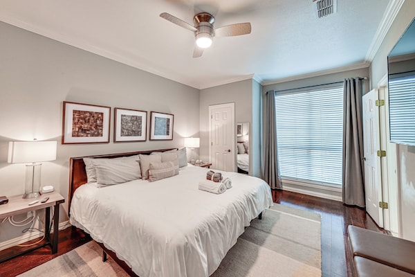 Relax By Pool, Soak In Hot Tub: Plano Home - Richardson, TX