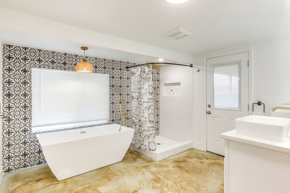 Hiker's Paradise: Twentynine Palms Home W/ Deck! - Joshua Tree National Park