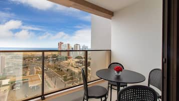 Apartamento Básico | Refeições ao ar livre