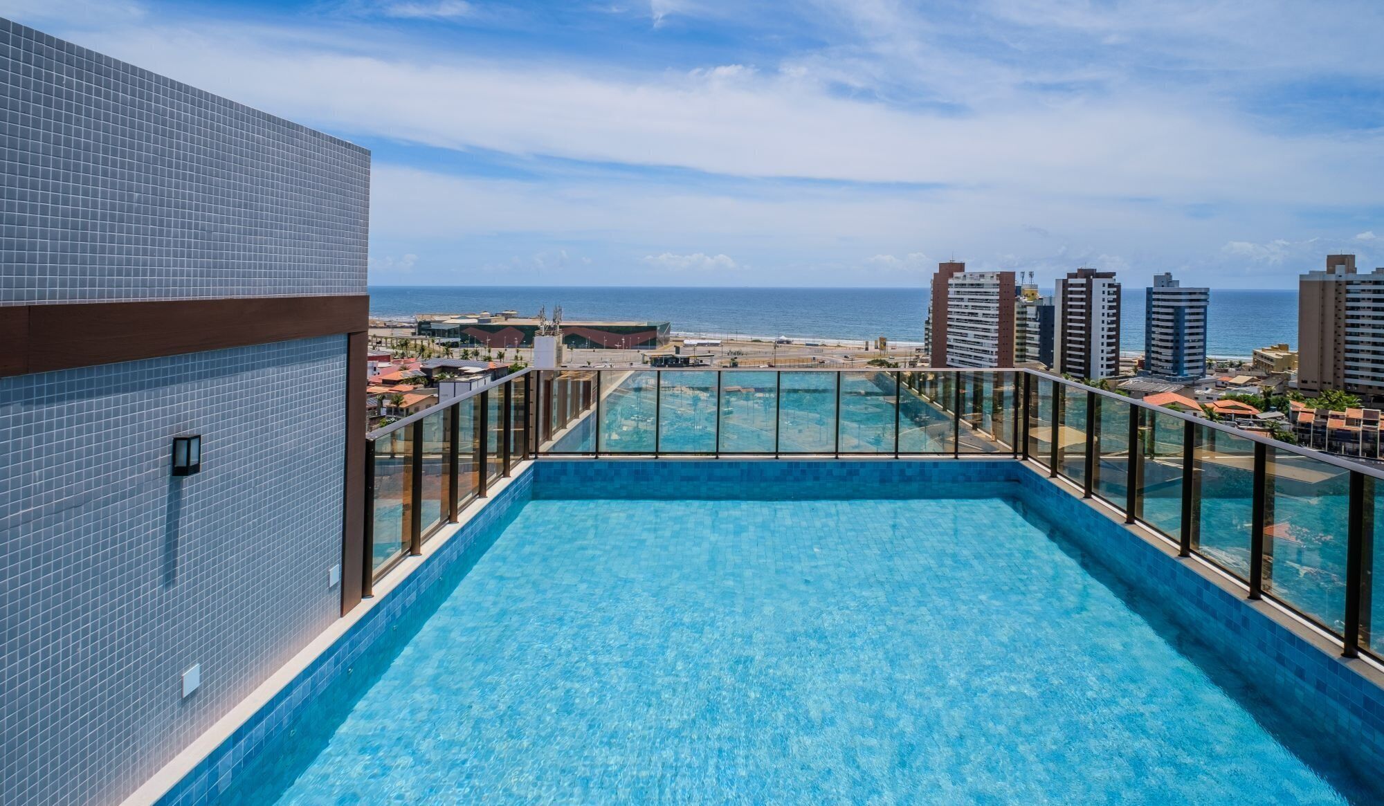 Apartamento Básico | Piscina