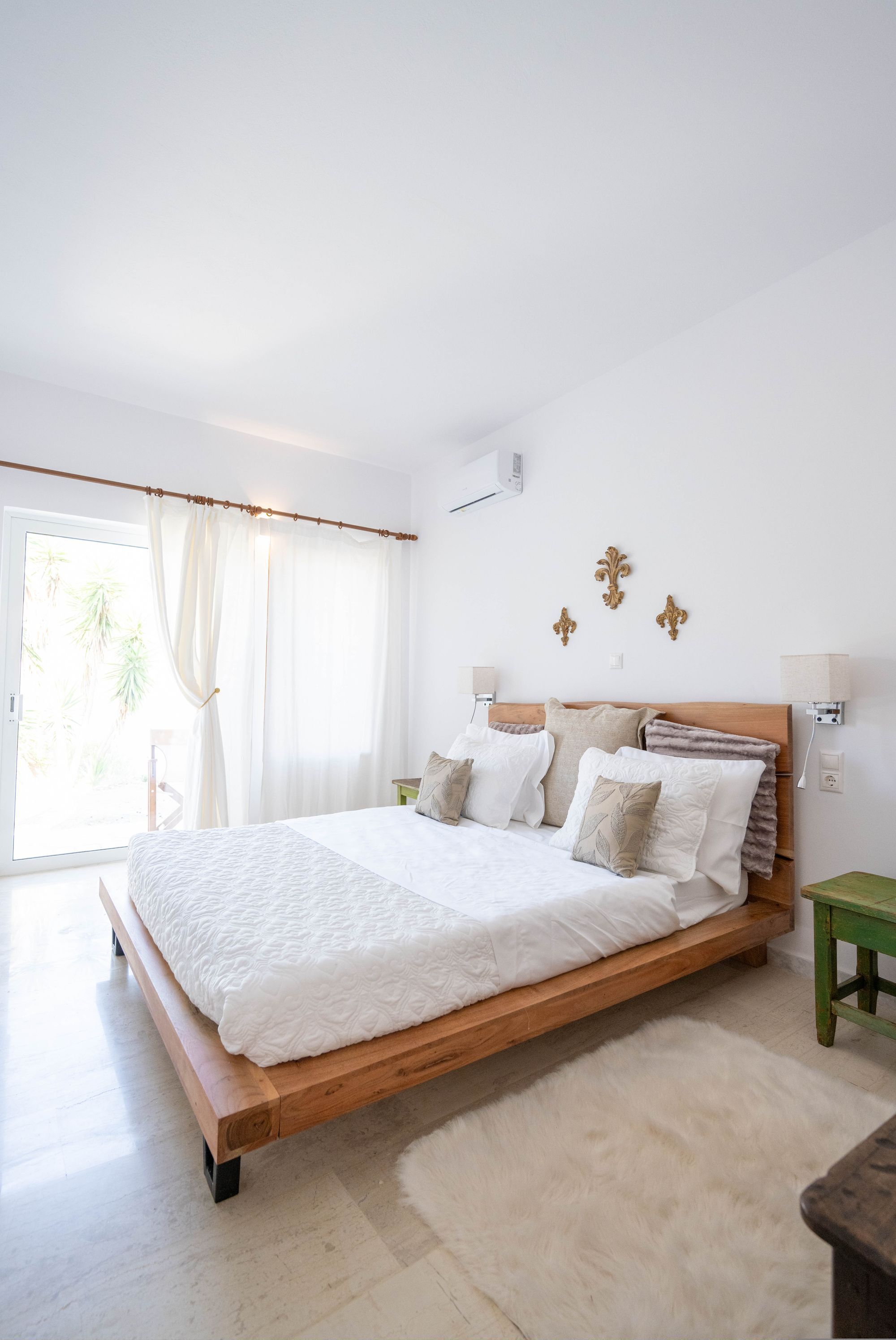 Apartamento | 6 quartos, escrivaninha, quartos à prova de som