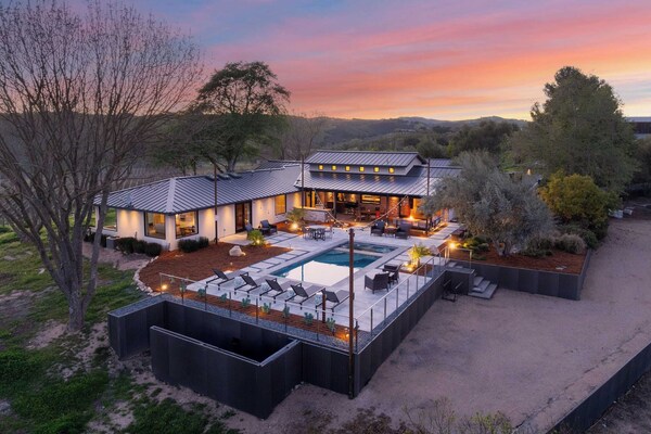 Wine Country Estate W/ Pool, Hot Tub The Residence At Truss Wines By Avantstay - Austin Hope Winery, Paso Robles