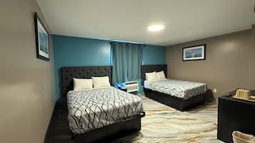 Quarto casal luxo, 2 camas de casal, para não fumantes | 1 quarto, ferros/tábuas de passar roupa, Wi-Fi de cortesia