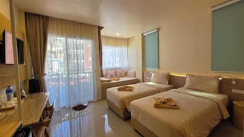 Quarto Triplo Exclusivo, vários quartos | Roupa hipoalergénica, Wi-fi grátis, roupa de cama fornecida