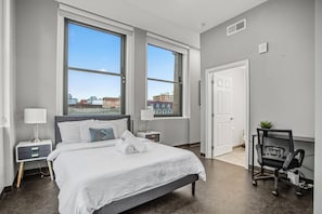 Apartamento Deluxe, 1 cama queen-size, não fumadores | 1 quarto, com decoração personalizada, com mobília individualizada 