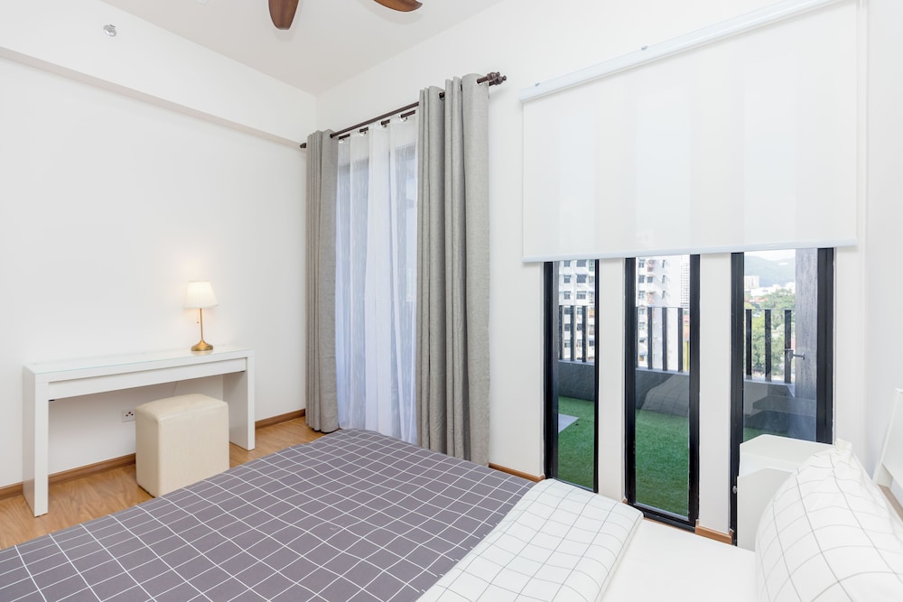 Beacon Executive Suites - George Town