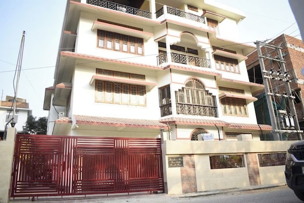 Joyable Homestay Near Sankardev Netralay - Guwahati