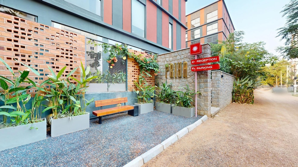 Priya Hyderabad - Hyderabad